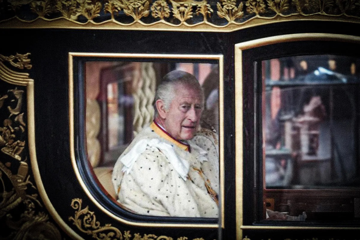 The British monarchy to the rescue of Canadian sovereignty | Communist ...